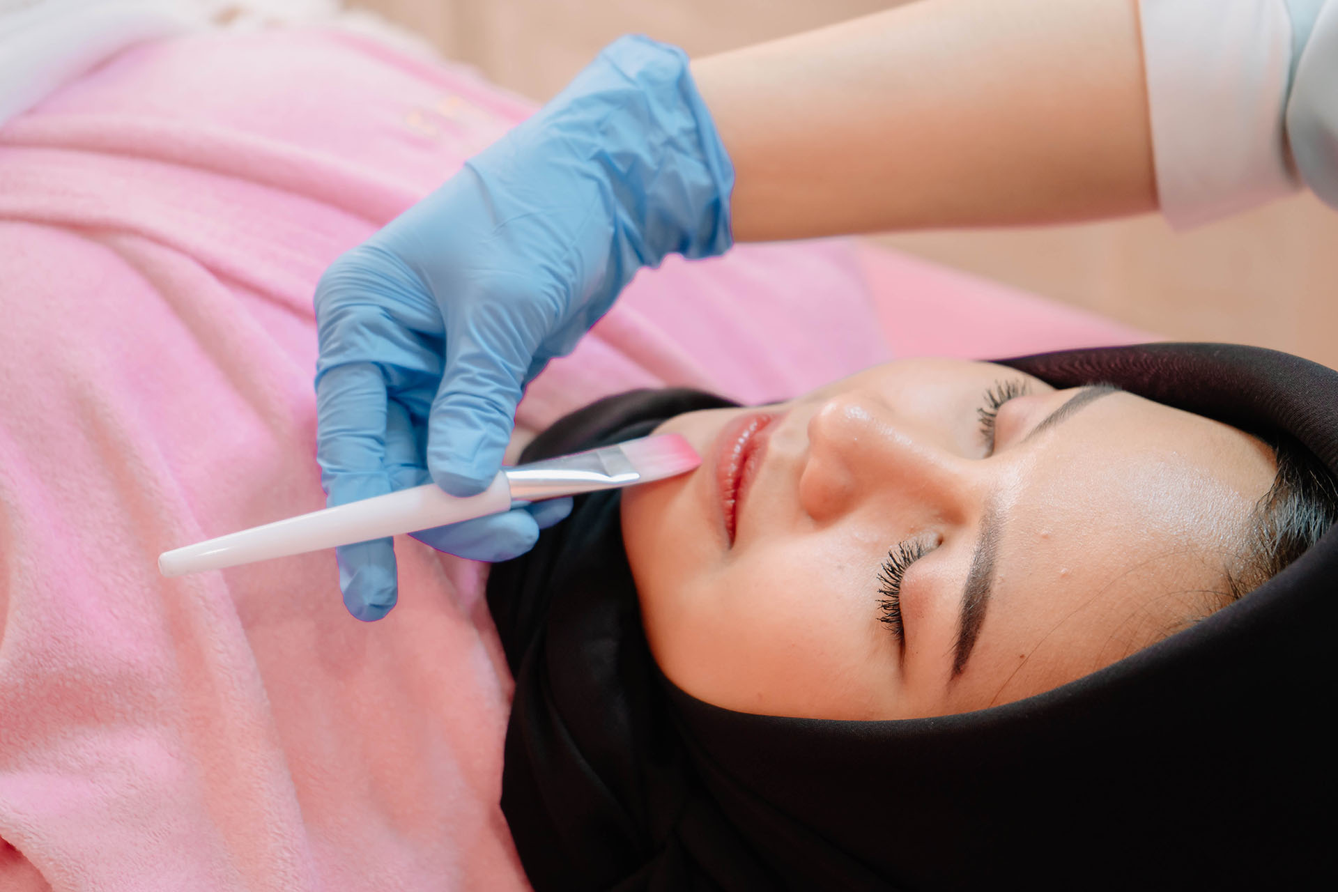 Lulu.id Beauty Clinic | Peeling Treatment Clinic Lulu.id